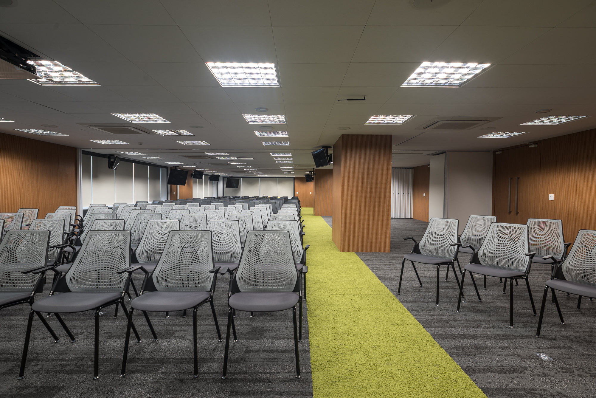 Unimed Brasil Auditório e Reuniões - Escritório de Arquitetura na Zona ...